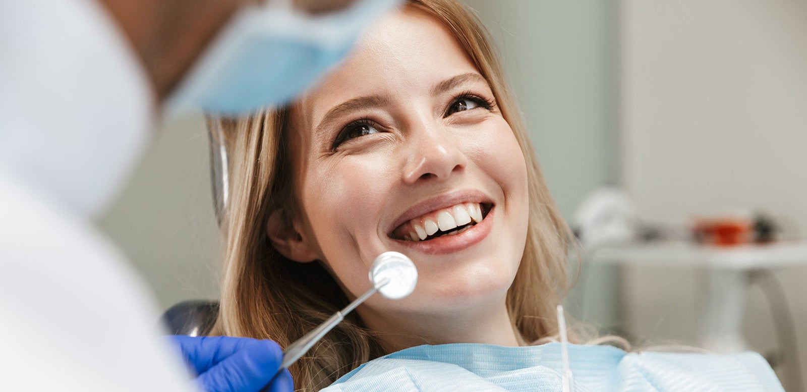 Le caséum, dépôt blanc sur les amygdales | elmex®